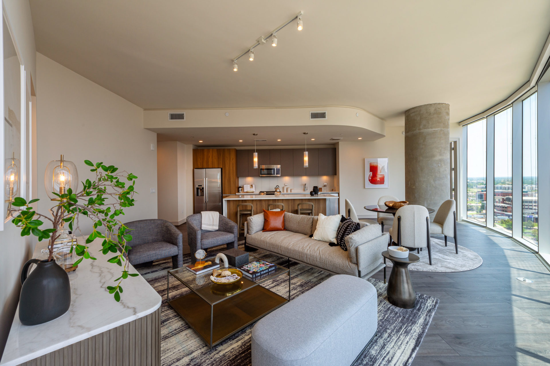 Houston Studio, 1, 2 & 3 Bedroom Apartments | Brava
